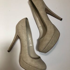 Aldo | Shoes | Aldo Beige Snake Textured Print Platform Stilettos ...